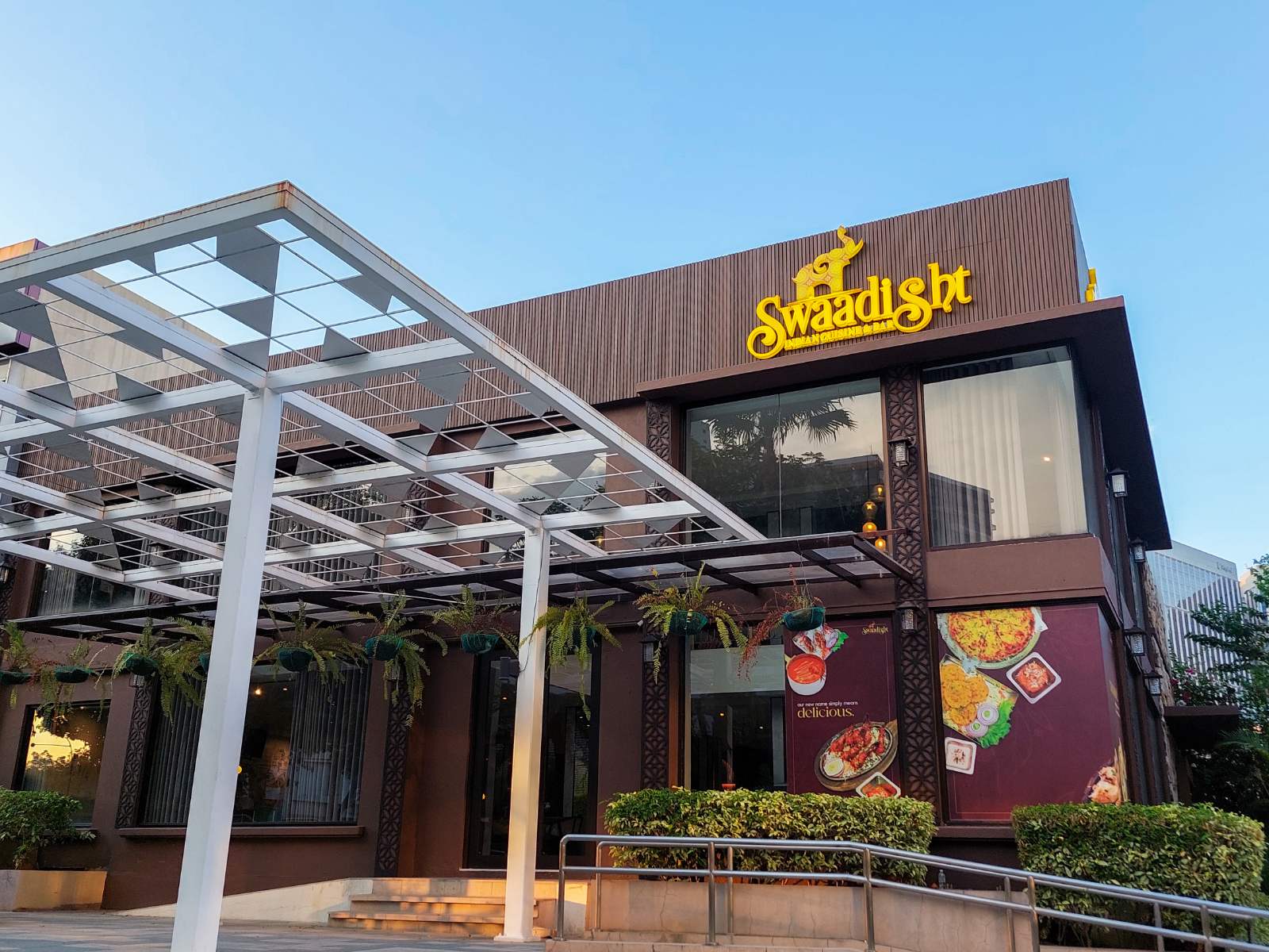 Swaadisht Indian Cuisine & Bar | Westgate Filinvest